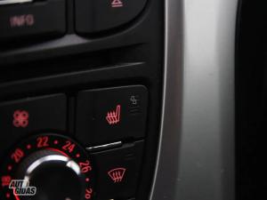 Melns Opel Astra 2015 Viļņa, ar dzinēja tilpumu 1.60 L un nobraukumu 184 tūkst. km par 6199 €, foto 30 vietnē AUTOMOTO.COM.LV
