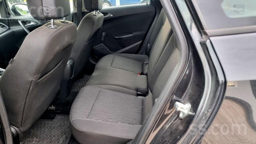 Melns Opel Astra 2015 Cēsis, ar dzinēja tilpumu 1.60 L un nobraukumu 246 tūkst. km par 2900 €, foto 10 vietnē AUTOMOTO.COM.LV