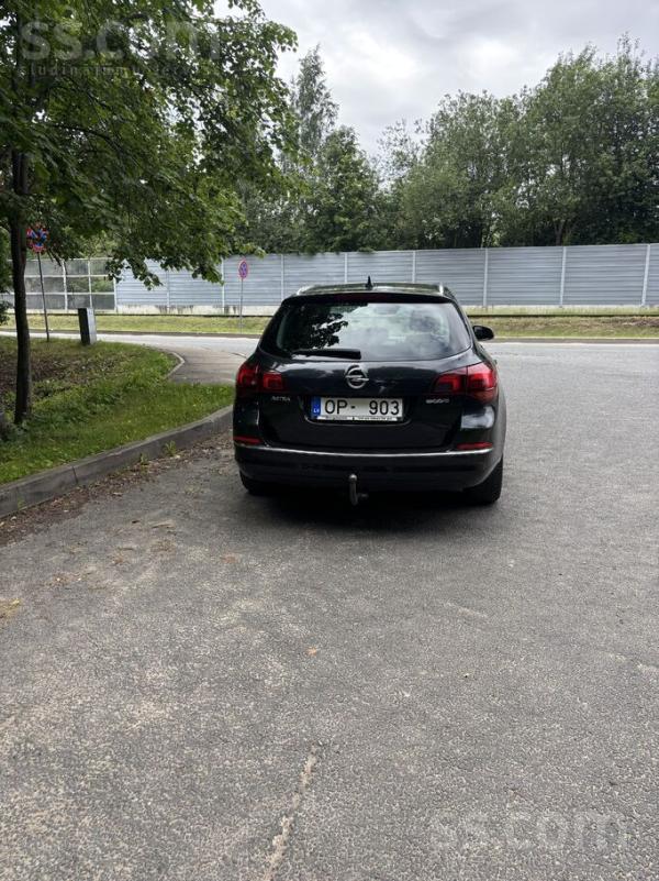 Melns Opel Astra 2015 Rīga, ar dzinēja tilpumu 1.60 L un nobraukumu 192 tūkst. km par 4400 €, foto 6 vietnē AUTOMOTO.COM.LV