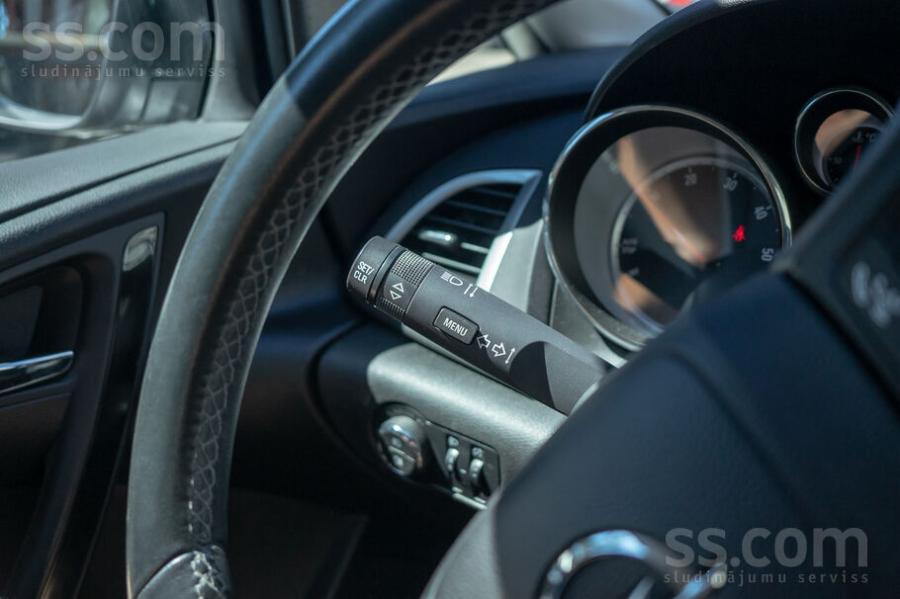Melns Opel Astra 2015 Liepāja, ar dzinēja tilpumu 1.60 L un nobraukumu 229 tūkst. km par 5650 €, foto 23 vietnē AUTOMOTO.COM.LV