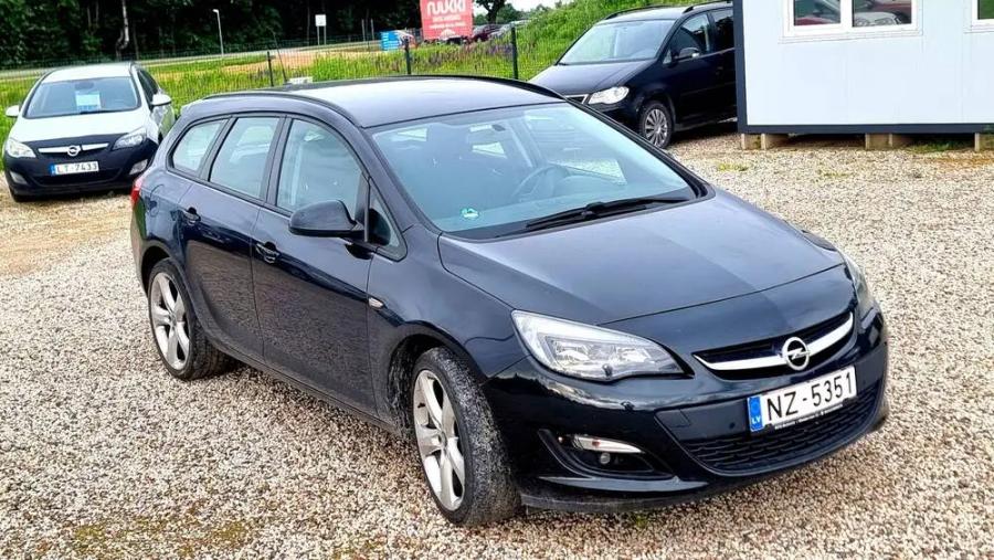 Melns Opel Astra 2015 Cēsis, ar dzinēja tilpumu 1.60 L un nobraukumu 246 tūkst. km par 2900 €, foto 4 vietnē AUTOMOTO.COM.LV