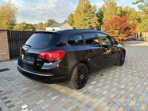 Melns Opel Astra 2015 Rīga, ar dzinēja tilpumu 1.40 L un nobraukumu 0 tūkst. km par 6500 €, foto 5 vietnē AUTOMOTO.COM.LV