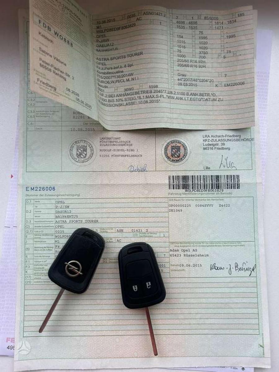 Black Opel Astra 2015 in Marijampole, with an engine capacity of 1.60 L and mileage of 170 thousand km for 2800 €, photo 10 on AUTOMOTO.COM.LV