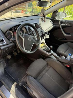 Melns Opel Astra 2015 Kaišiadorys, ar dzinēja tilpumu 1.60 L un nobraukumu 216 tūkst. km par 4600 €, foto 7 vietnē AUTOMOTO.COM.LV
