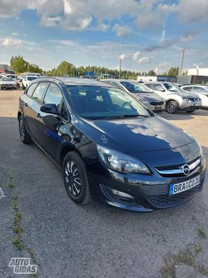 Black Opel Astra 2015 in Panevezys, with an engine capacity of 1.60 L and mileage of 238 thousand km for 3650 €, photo  on AUTOMOTO.COM.LV