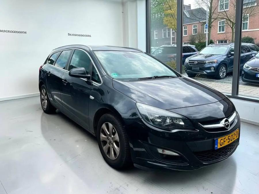 Melns Opel Astra 2015 Jūrmala, ar dzinēja tilpumu 1.40 L un nobraukumu 229 tūkst. km par 4990 €, foto 1 vietnē AUTOMOTO.COM.LV