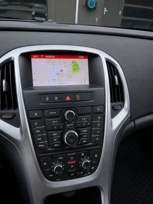 Melns Opel Astra 2015 Jūrmala, ar dzinēja tilpumu 1.40 L un nobraukumu 229 tūkst. km par 4990 €, foto 6 vietnē AUTOMOTO.COM.LV