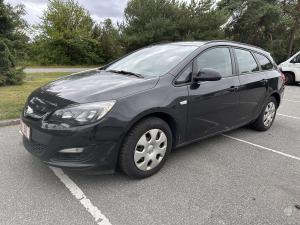 Melns Opel Astra 2015 Kauņa, ar dzinēja tilpumu 1.40 L un nobraukumu 167 tūkst. km par 3700 €, foto  vietnē AUTOMOTO.COM.LV