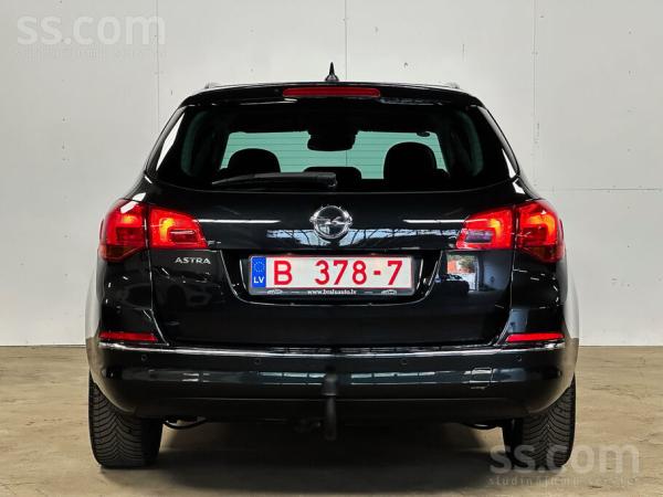 Опель Астра 2015 в Юрмала на AUTOMOTO.COM.LV Черный Опель Астра 2015 в Юрмала, объемом двигателя 1.40 л и пробегом 228 тыс. км за 5450 €, фото 11 на AUTOMOTO.COM.LV