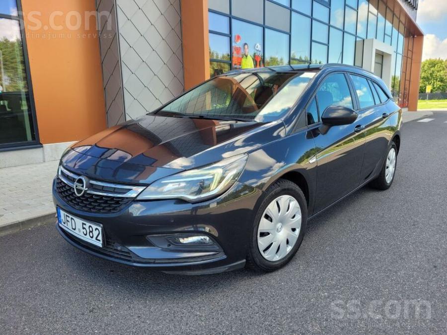 Black Opel Astra 2016 in Tallinn, with an engine capacity of 1.60 L and mileage of 275 thousand km for 3999 €, photo 1 on AUTOMOTO.COM.LV