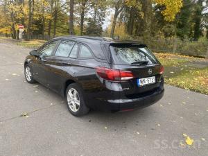Black Opel Astra 2016 in Riga, with an engine capacity of 1.60 L and mileage of 0 thousand km for 5200 €, photo 4 on AUTOMOTO.COM.LV