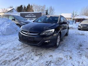 Black Opel Astra 2016 in Gargzdai, with an engine capacity of 1.60 L and mileage of 236 thousand km for 5999 €, photo  on AUTOMOTO.COM.LV