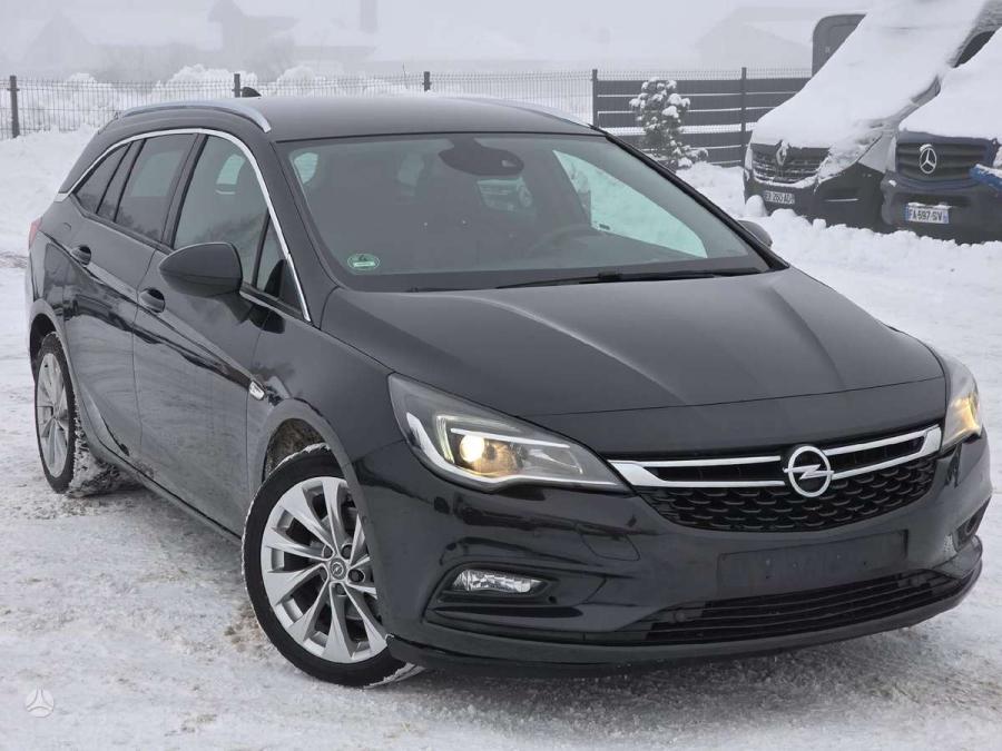 Black Opel Astra 2016 in Taurage, with an engine capacity of 1.60 L and mileage of 262 thousand km for 6150 €, photo 2 on AUTOMOTO.COM.LV