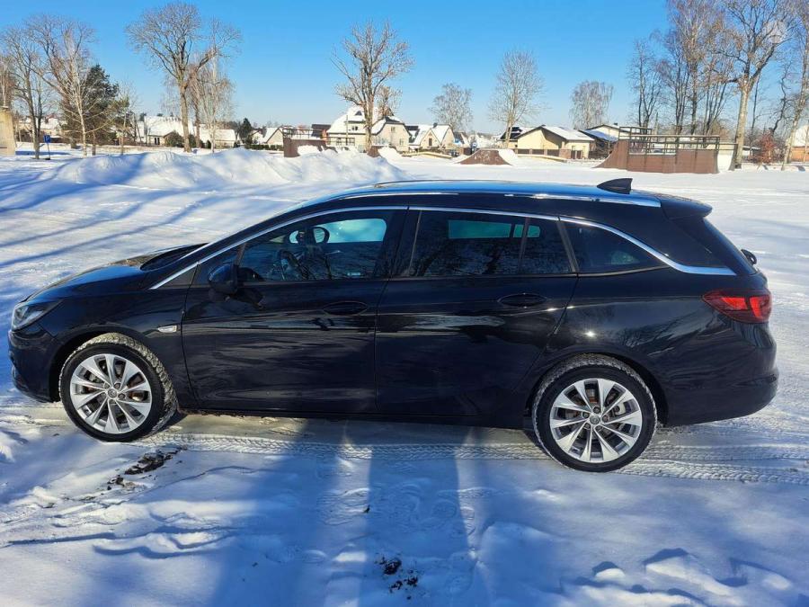 Black Opel Astra 2016 in Taurage, with an engine capacity of 1.60 L and mileage of 250 thousand km for 6200 €, photo 5 on AUTOMOTO.COM.LV