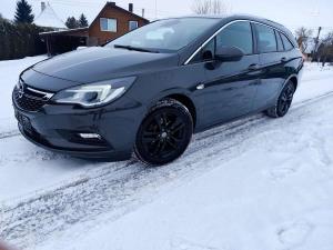 Melns Opel Astra 2016 Marijampole, ar dzinēja tilpumu 1.40 L un nobraukumu 145 tūkst. km par 6700 €, foto 17 vietnē AUTOMOTO.COM.LV