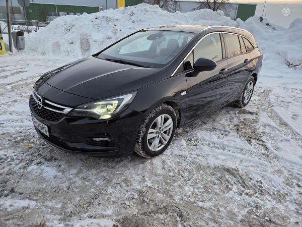 Melns Opel Astra 2016 Šauļi, ar dzinēja tilpumu 1.60 L un nobraukumu 227 tūkst. km par 5900 €, foto 1 vietnē AUTOMOTO.COM.LV