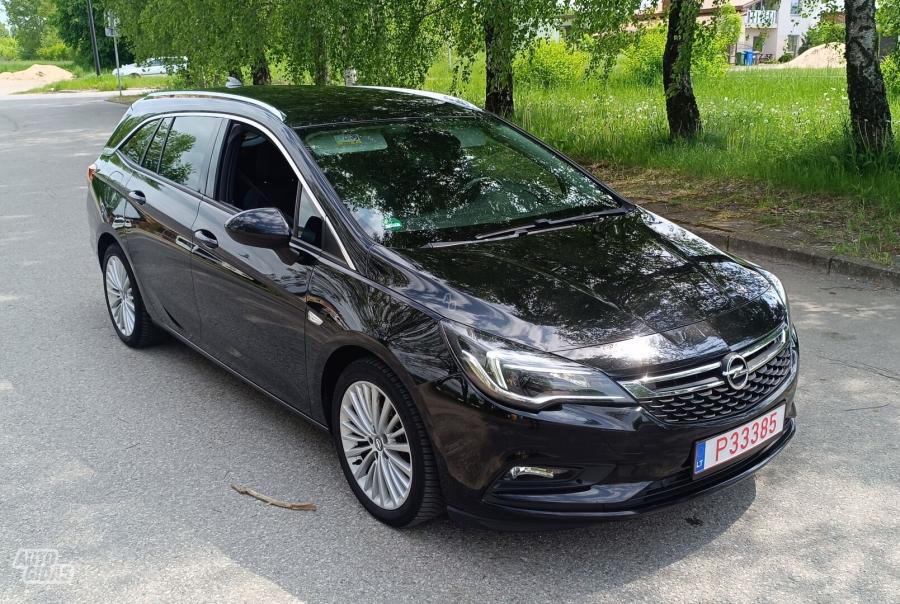 Black Opel Astra 2016 in Alytus, with an engine capacity of 1.00 L and mileage of 261 thousand km for 4999 €, photo 4 on AUTOMOTO.COM.LV