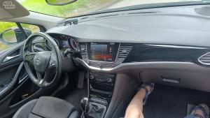 Black Opel Astra 2016 in Alytus, with an engine capacity of 1.00 L and mileage of 261 thousand km for 4999 €, photo 8 on AUTOMOTO.COM.LV