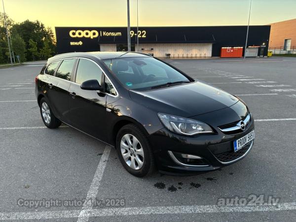 Black Opel Astra 2016 in Tartu, with an engine capacity of 1.60 L and mileage of 265 thousand km for 4490 €, photo 5 on AUTOMOTO.COM.LV