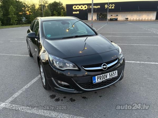 Black Opel Astra 2016 in Tartu, with an engine capacity of 1.60 L and mileage of 265 thousand km for 4490 €, photo 6 on AUTOMOTO.COM.LV