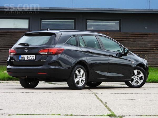 Melns Opel Astra 2016 Rīga, ar dzinēja tilpumu 1.60 L un nobraukumu 125 tūkst. km par 6990 €, foto 7 vietnē AUTOMOTO.COM.LV
