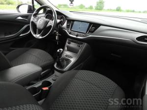 Черный Опель Астра 2016 в Рига, объемом двигателя 1.60 л и пробегом 125 тыс. км за 6990 €, фото 14 на AUTOMOTO.COM.LV