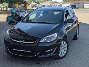 Black Opel Astra 2016 in Kretinga, with an engine capacity of 1.60 L and mileage of 260 thousand km for 5450 €, photo 4 on AUTOMOTO.COM.LV