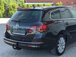 Black Opel Astra 2016 in Kretinga, with an engine capacity of 1.60 L and mileage of 260 thousand km for 5450 €, photo 8 on AUTOMOTO.COM.LV