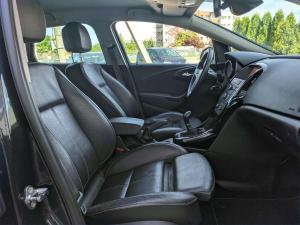 Black Opel Astra 2016 in Kretinga, with an engine capacity of 1.60 L and mileage of 260 thousand km for 5450 €, photo 16 on AUTOMOTO.COM.LV