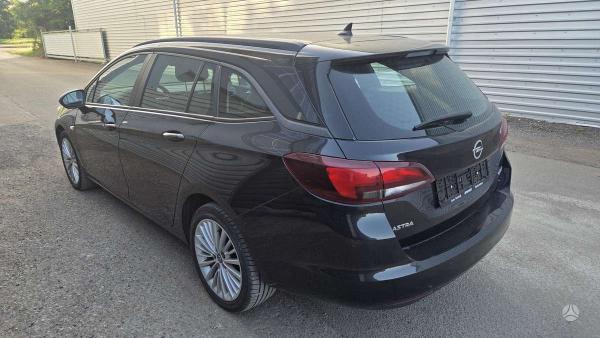 Black Opel Astra 2016 in Telschi, with an engine capacity of 1.60 L and mileage of 190 thousand km for 4900 €, photo 5 on AUTOMOTO.COM.LV
