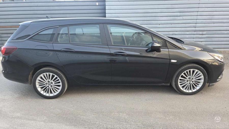 Melns Opel Astra 2016 Telšiai, ar dzinēja tilpumu 1.60 L un nobraukumu 190 tūkst. km par 4900 €, foto 7 vietnē AUTOMOTO.COM.LV