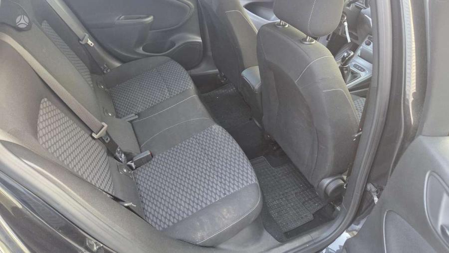 Melns Opel Astra 2016 Telšiai, ar dzinēja tilpumu 1.60 L un nobraukumu 190 tūkst. km par 4900 €, foto 9 vietnē AUTOMOTO.COM.LV