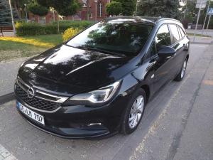 Melns Opel Astra 2016 Šauļi, ar dzinēja tilpumu 1.60 L un nobraukumu 212 tūkst. km par 5750 €, foto  vietnē AUTOMOTO.COM.LV