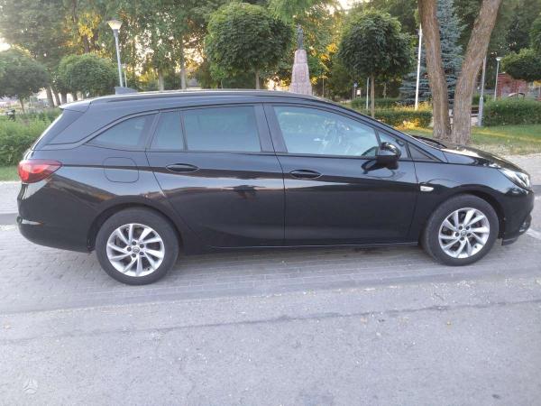 Melns Opel Astra 2016 Šauļi, ar dzinēja tilpumu 1.60 L un nobraukumu 212 tūkst. km par 5750 €, foto 6 vietnē AUTOMOTO.COM.LV