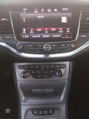 Black Opel Astra 2016 in Siauliai, with an engine capacity of 1.60 L and mileage of 212 thousand km for 5750 €, photo 12 on AUTOMOTO.COM.LV