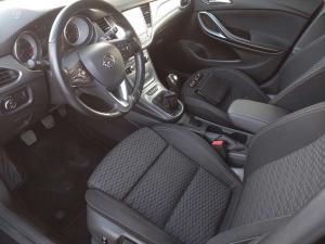 Black Opel Astra 2016 in Siauliai, with an engine capacity of 1.60 L and mileage of 212 thousand km for 5750 €, photo 13 on AUTOMOTO.COM.LV