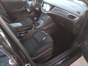 Black Opel Astra 2016 in Siauliai, with an engine capacity of 1.60 L and mileage of 212 thousand km for 5750 €, photo 14 on AUTOMOTO.COM.LV