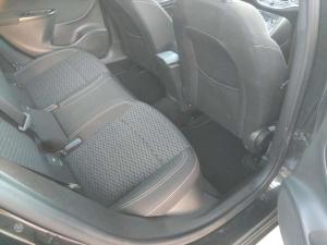Black Opel Astra 2016 in Siauliai, with an engine capacity of 1.60 L and mileage of 212 thousand km for 5750 €, photo 16 on AUTOMOTO.COM.LV