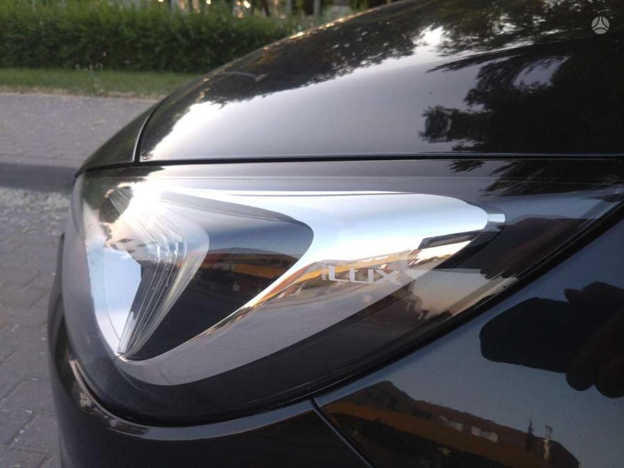 Black Opel Astra 2016 in Siauliai, with an engine capacity of 1.60 L and mileage of 212 thousand km for 5750 €, photo 17 on AUTOMOTO.COM.LV