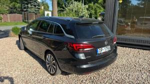 Black Opel Astra 2016 in Riga, with an engine capacity of 1.60 L and mileage of 199 thousand km for 8700 €, photo 5 on AUTOMOTO.COM.LV