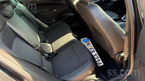 Black Opel Astra 2016 in Riga, with an engine capacity of 1.60 L and mileage of 199 thousand km for 8700 €, photo 17 on AUTOMOTO.COM.LV