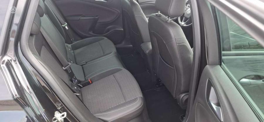 Melns Opel Astra 2016 Marijampole, ar dzinēja tilpumu 1.60 L un nobraukumu 192 tūkst. km par 5800 €, foto 15 vietnē AUTOMOTO.COM.LV