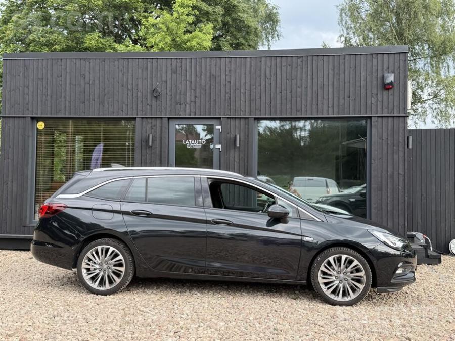 Black Opel Astra 2016 in Riga, with an engine capacity of 1.60 L and mileage of 199 thousand km for 8300 €, photo 5 on AUTOMOTO.COM.LV
