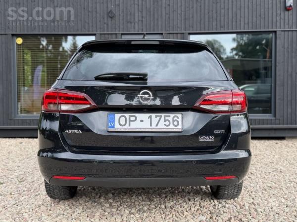 Melns Opel Astra 2016 Rīga, ar dzinēja tilpumu 1.60 L un nobraukumu 199 tūkst. km par 8300 €, foto 6 vietnē AUTOMOTO.COM.LV