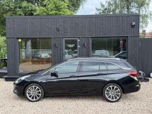 Black Opel Astra 2016 in Riga, with an engine capacity of 1.60 L and mileage of 199 thousand km for 8300 €, photo 9 on AUTOMOTO.COM.LV