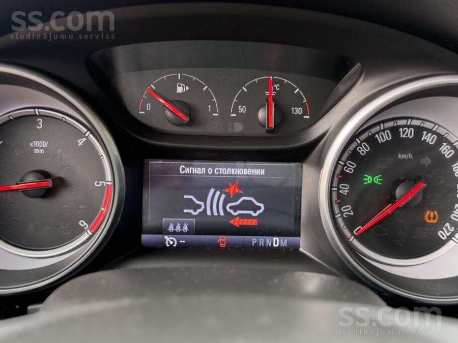 Black Opel Astra 2016 in Riga, with an engine capacity of 1.60 L and mileage of 199 thousand km for 8300 €, photo 22 on AUTOMOTO.COM.LV