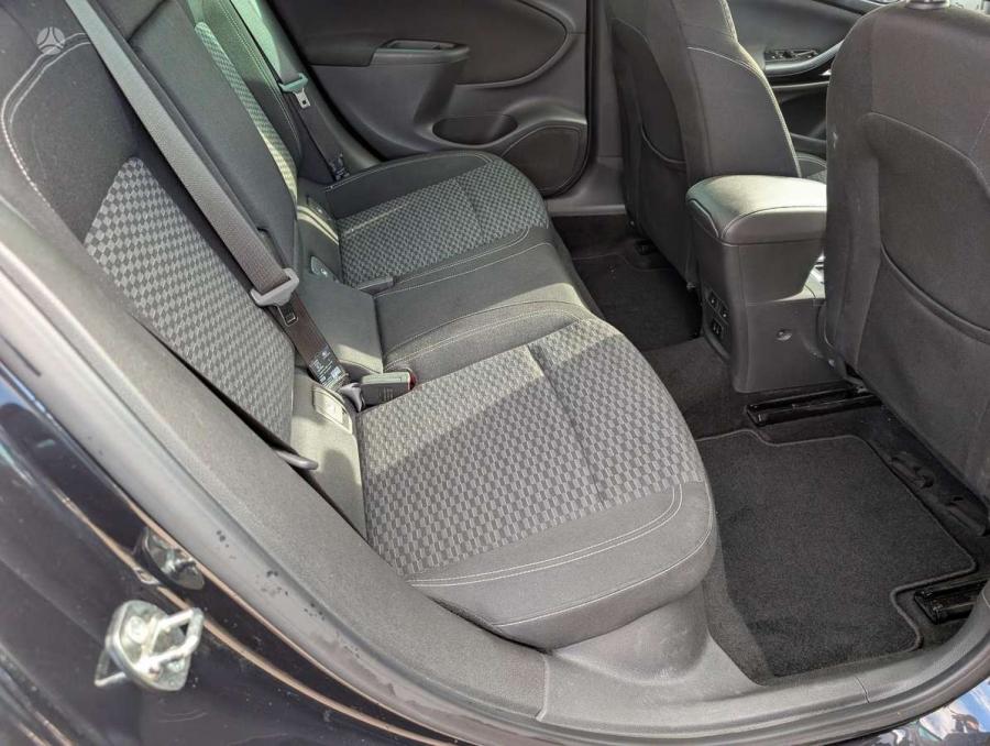 Black Opel Astra 2016 in Marijampole, with an engine capacity of 1.60 L and mileage of 131 thousand km for 5200 €, photo 35 on AUTOMOTO.COM.LV