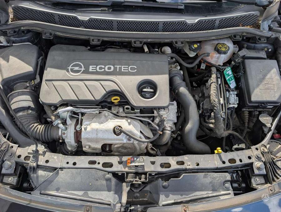 Black Opel Astra 2016 in Marijampole, with an engine capacity of 1.60 L and mileage of 131 thousand km for 5200 €, photo 39 on AUTOMOTO.COM.LV