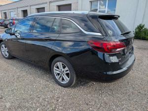Black Opel Astra 2016 in Marijampole, with an engine capacity of 1.60 L and mileage of 131 thousand km for 5200 €, photo 40 on AUTOMOTO.COM.LV