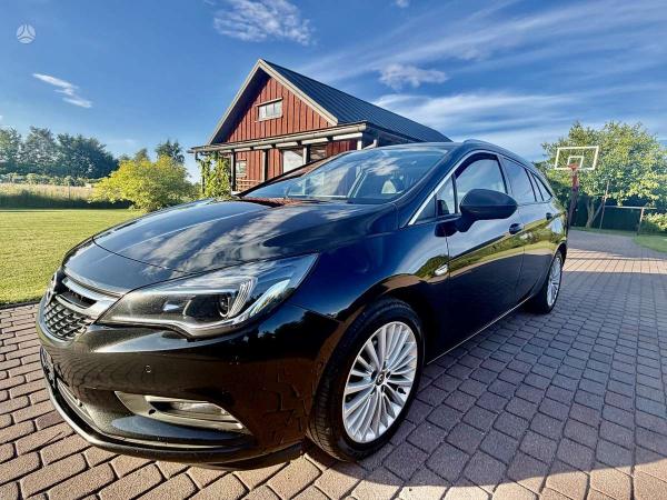 Black Opel Astra 2016 in Radviliskis, with an engine capacity of 1.40 L and mileage of 190 thousand km for 4350 €, photo 1 on AUTOMOTO.COM.LV